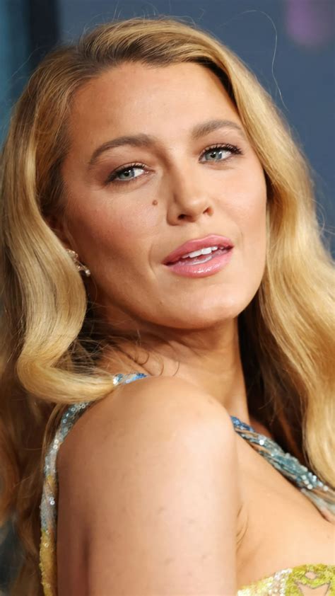 Blake Lively Actress Photoshoot K A Wallpaper Iphone Phone