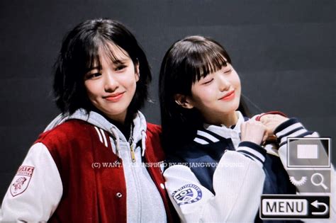 오늘 팬싸에서 연대 고대 과잠 입은 원영 유진 걸그룹 갤러리 에펨코리아