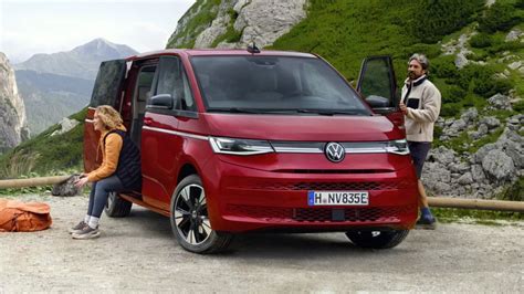 Volkswagen Multivan Ehybrid 4matic More Electric Range And All Wheel Drive
