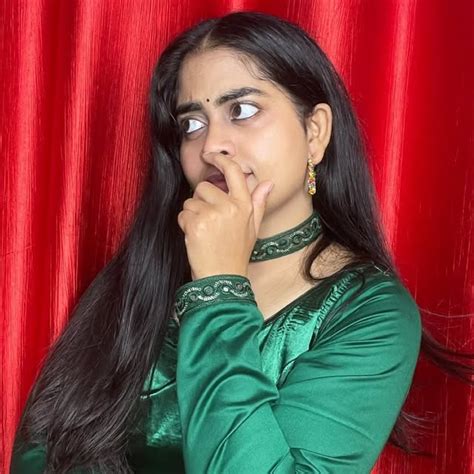 Riya Bhatia Riya Bhatia • Threads Say More