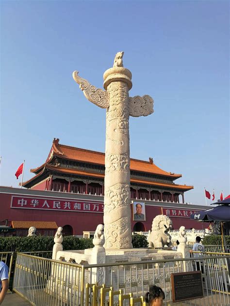 天安门前的华表柱，到底是用来干什么的？看完不禁感叹古人的智慧石柱象征木柱