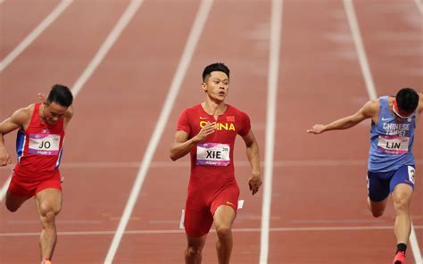 比肩苏炳添和劳义，谢震业成中国第3位亚运会男子百米冠军决赛选手杭州