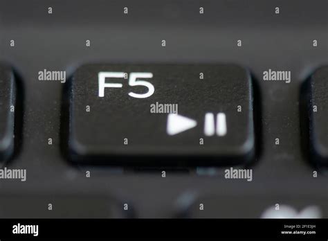 Pause Keyboard Key Hi Res Stock Photography And Images Alamy