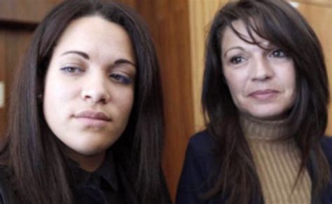 Төрөх эмнэлэгт солигдсон охиноо 10 жилийн дараа олжээ