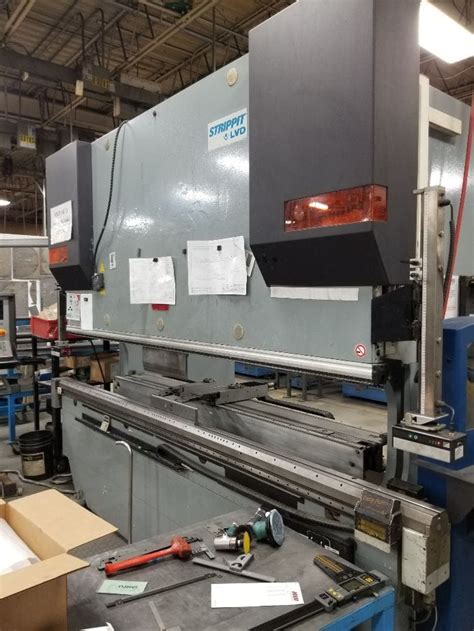 150 Ton X 10 Lvd Strippit Ppeb 150 10 Cnc Press Brake 2004 Tooling