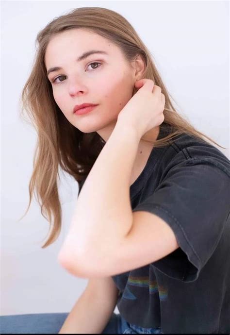 Stefanie Scott ♥ Irtr Rbeautifulfemales