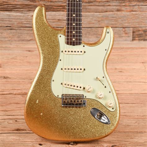 Fender Custom Shop 1964 Master Design Stratocaster Relic Gold 2006