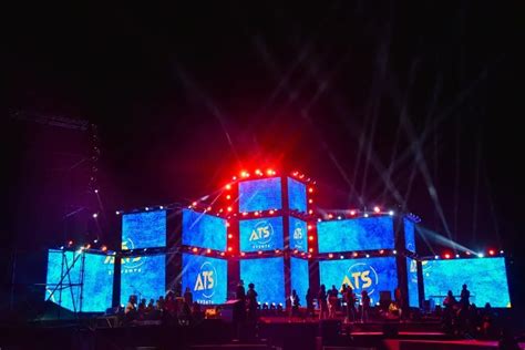 Spice Diana Concert Gigantic Stage Mesmerizes Fans Photos