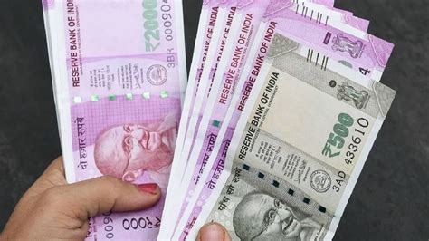 Tips For Karza Mukti कर्ज के बोझ तले दब गए हैं तो आज ही करें ये 10
