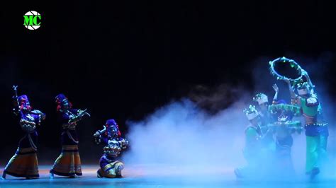 တရုတ် နိုင်ငံ ယူနန် ယဉ်ကျေးမူ အနုပညာ ဖျော်ဖြေပွဲ ၂၀၁၄ Youtube