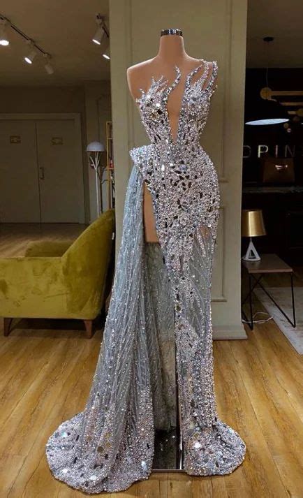 Пин на доске Платья