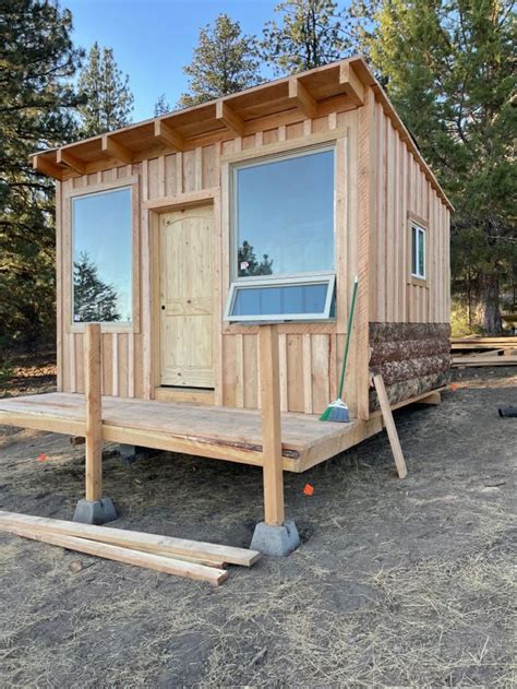 Tiny Off Grid Cabin In Oregon