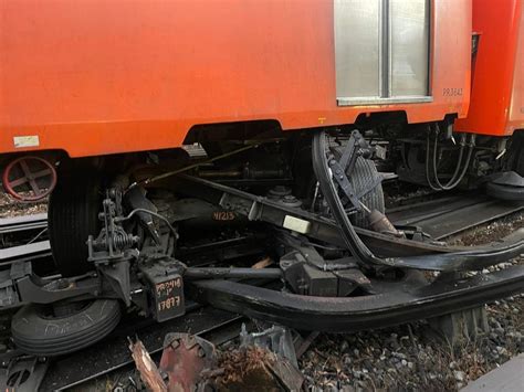 Caos En El Metro Cdmx Descarrila Tren Falla Eléctrica En Línea 7 Y