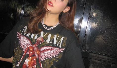 รวมรูปภาพของ ชมพู่ อารยา ถูก น็อต วิศรุต เซอร์ไพรส์วันเกิด ของขวัญทำแม่ยิ้มแก้มปริเลย รูปที่