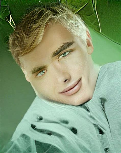 Person Tests What Happens When You Try A Gender Swap Filter Back And Forth Times On Your Own