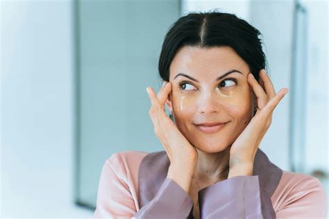 Dry Skin Patches Reasons Symptoms And Treatment Perfect Point