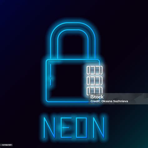 파란색 빛나는 네온 라인 안전 조합 잠금 아이콘은 검은색 배경에 격리되어 있습니다 콤비네이션 자물쇠 보안 안전 보호 암호 개인 정보 보호 다채로운 개요 개념입니다 벡터