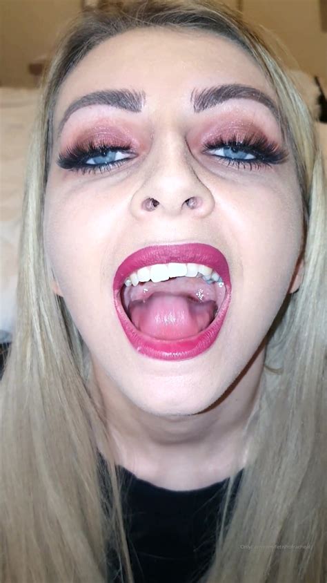 Vore List 1 Blue Eyed Beauty Devours Gummy Bear