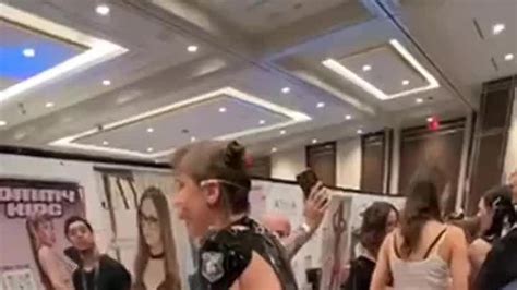 Tommy King Žena Ktorá Prekvapuje Každý Jeden Deň