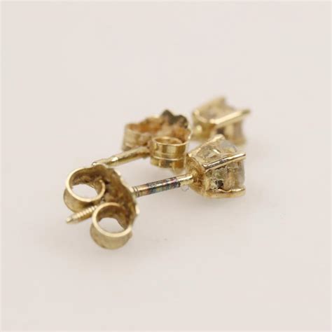 14kt Gold Diamond Earrings Mismatched Property Room