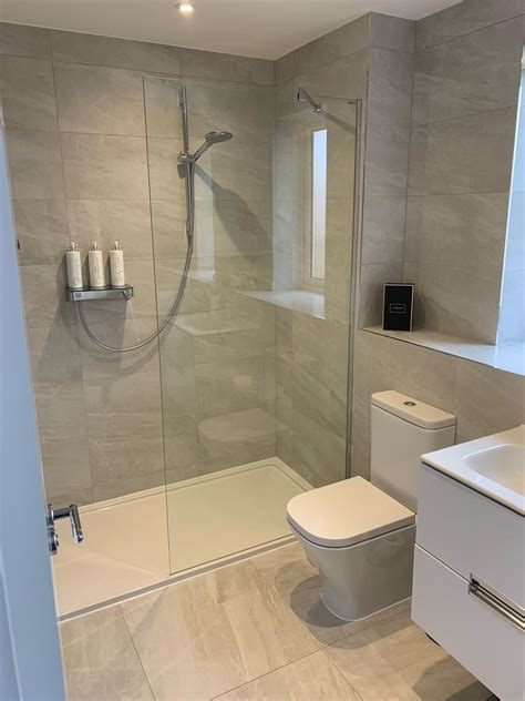 15 Stunning Walk In Shower Ideas For Small Bathrooms Small Bathroom
