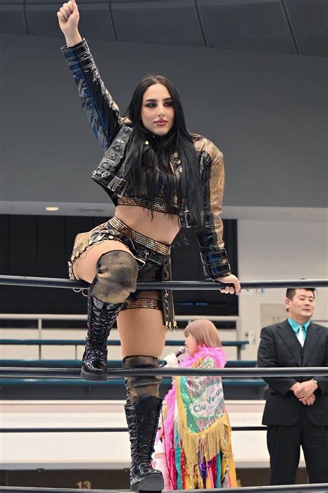 Xena R WrestleCuties