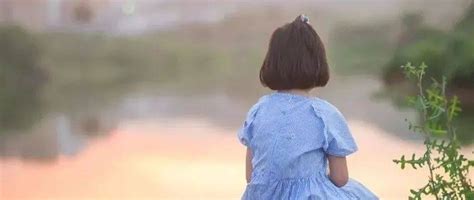 海尔森 心家庭 小时候买不起鞋长大后我买了一屋子的鞋童年的缺失感很多人用了一生去填补 心理 星标 文章