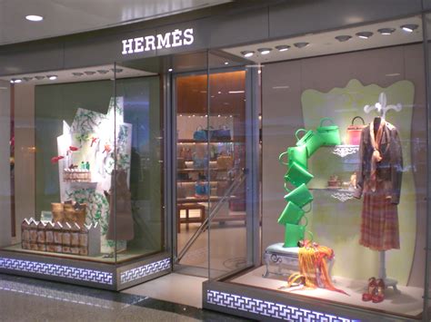 Why I Don’t Wear Hermes: Living in Abundance | Jennie M. Xue