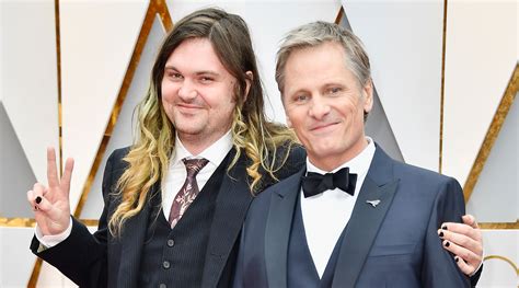 Viggo Mortensen Bring Son Henry To Oscars 2017 2017 Oscars Henry