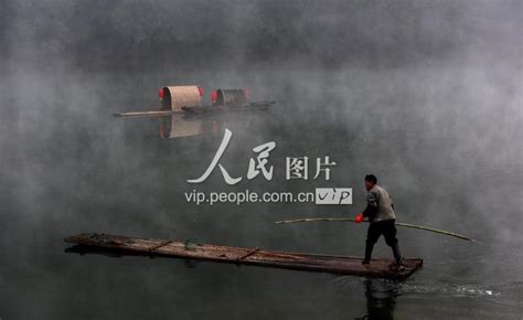 江西婺源：水墨漳村晨景美如画 人民图片网