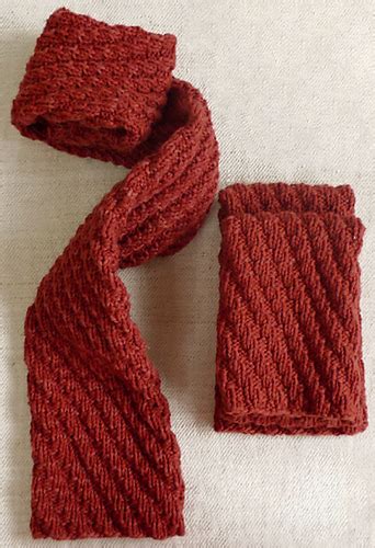 Ravelry Spiral Rib Leg Warmers Pattern By Purl Soho