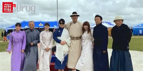 Ерөнхийлөгч У Хүрэлсүх Японд зочилж байсан гэр бүлээ Монгол Улсад урьжээ