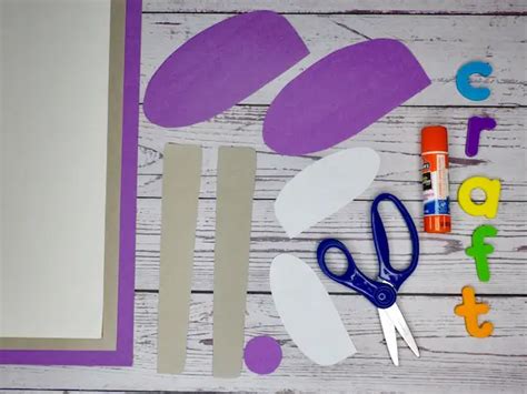 Make An Adorable Scissors Craft In 3 Simple Steps