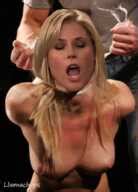 Post 5769947 Claire Dunphy Fakes Julie Bowen Llamachops Modern Family