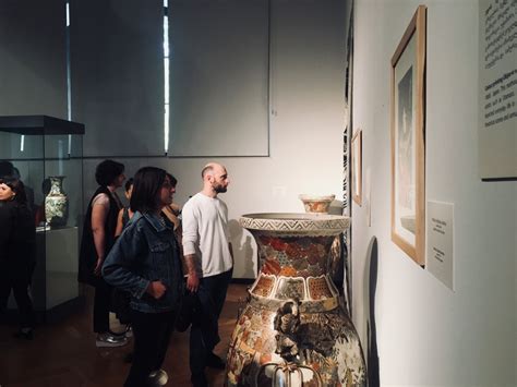 უცნობი აღმოსავლური ხელოვნების კოლექცია სიმონ ჯანაშიას სახელობის მუზეუმში At