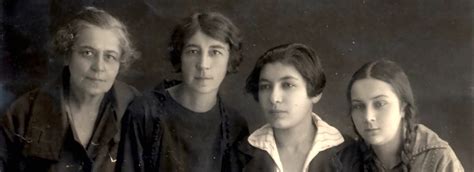 ვერა ასათიანი