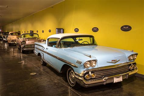 Chevrolet Impala 1956