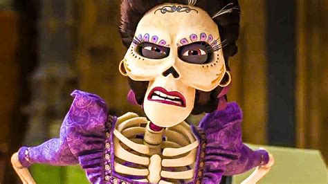 Coco Review — Pixar Celebrates Ancestry And Music Flaw In The Iris