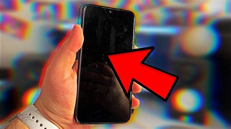 Что делать если телефон работает а экран чёрный Youtube