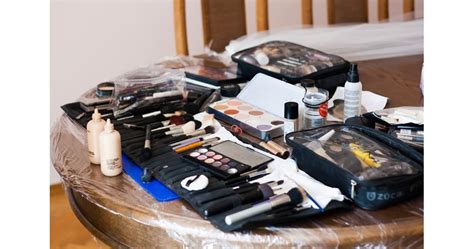 Жените които отделят много време на външния си вид изкарват повече пари