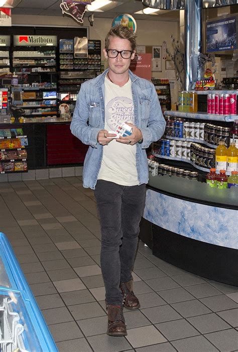 Macaulay Culkin Is Hot Now And Here Are The Photos To Prove It Yourtango