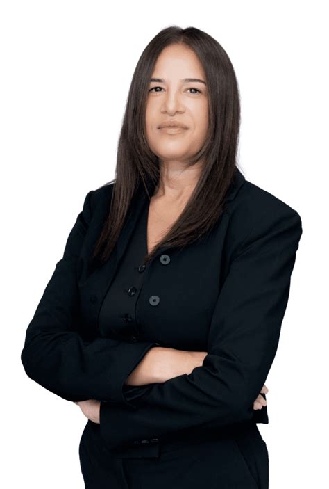 Georgina Milly Moyes Real Estate Agent In Dubai Uae Metropolitan