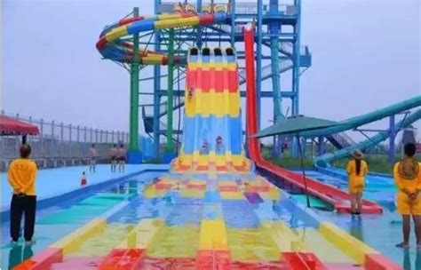 寿光巨淀湖水上乐园 巨淀湖 寿光双王城水上乐园 大山谷图库