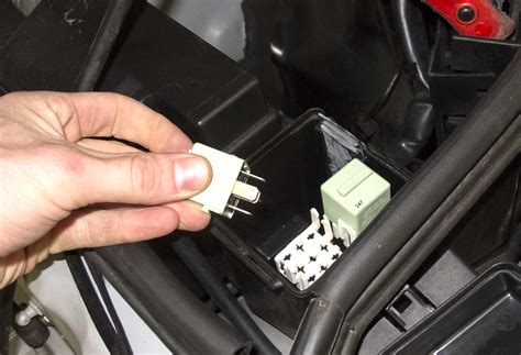 Bmw Z3 Fuel Injection Dme Relay Testing 1996 2002 Pelican Parts Diy