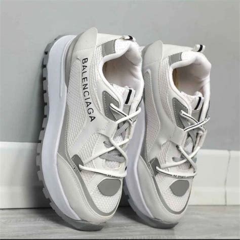 خرید و قیمت کتونی دخترانه بالنسیگا ریو سفید طوسی باتیس بوتیک ترب