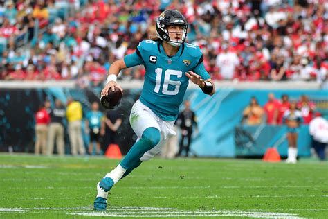 Jaguars Staff At A Crossroads Over Trevor Lawrence Struggles