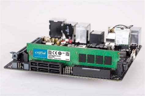 Crucial GB DDR MHz UDIMM Memory Module for PC LOQTAA لقطة