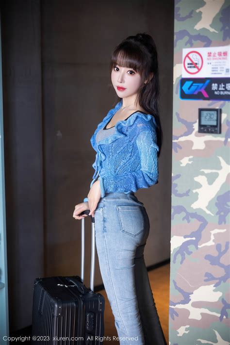 [xiuren 秀人网] No 7540 Bai Xiaoxiao Jeans And Beautiful Legs V2ph