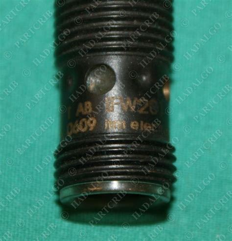 IFM Efector IFW Proximity Switch Sensor NEW PartCrib Com