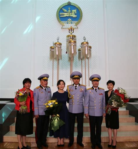 Хошууч генерал нэг бригадын генерал хоёр төрлөө · Dorgio Mn